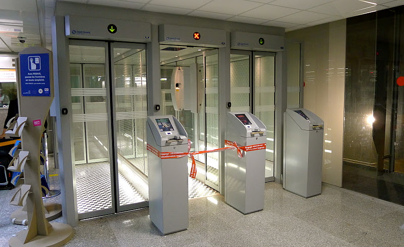 Why I love my Swiss passport - PARAFE (Automated Fast Track Border ...