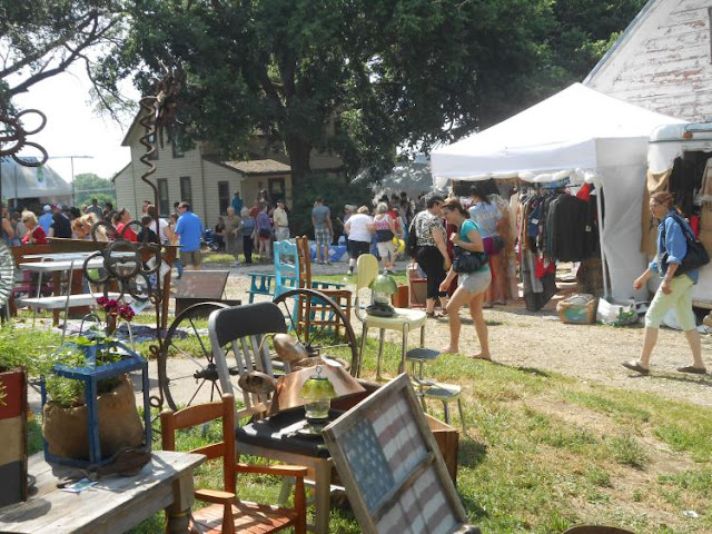 Marlynne Creates Daily: JUNKSTOCK IN OMAHA, NEBRASKA OH SO MUCH FUN!