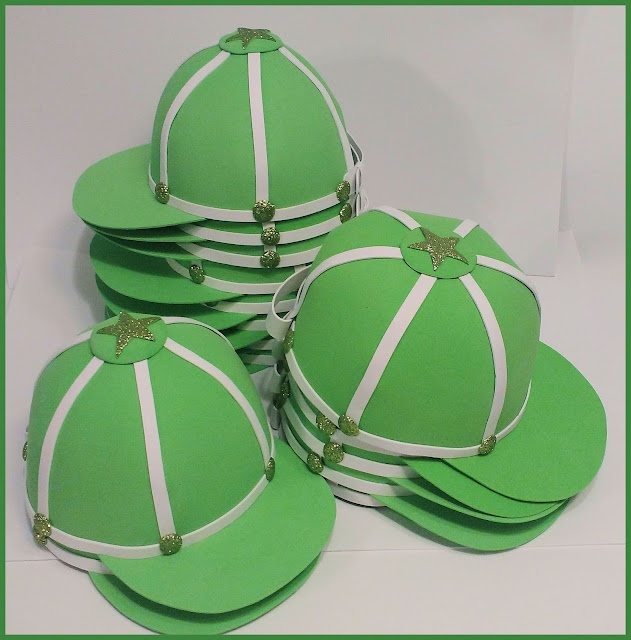 Onaily: GORROS EN GOMA EVA