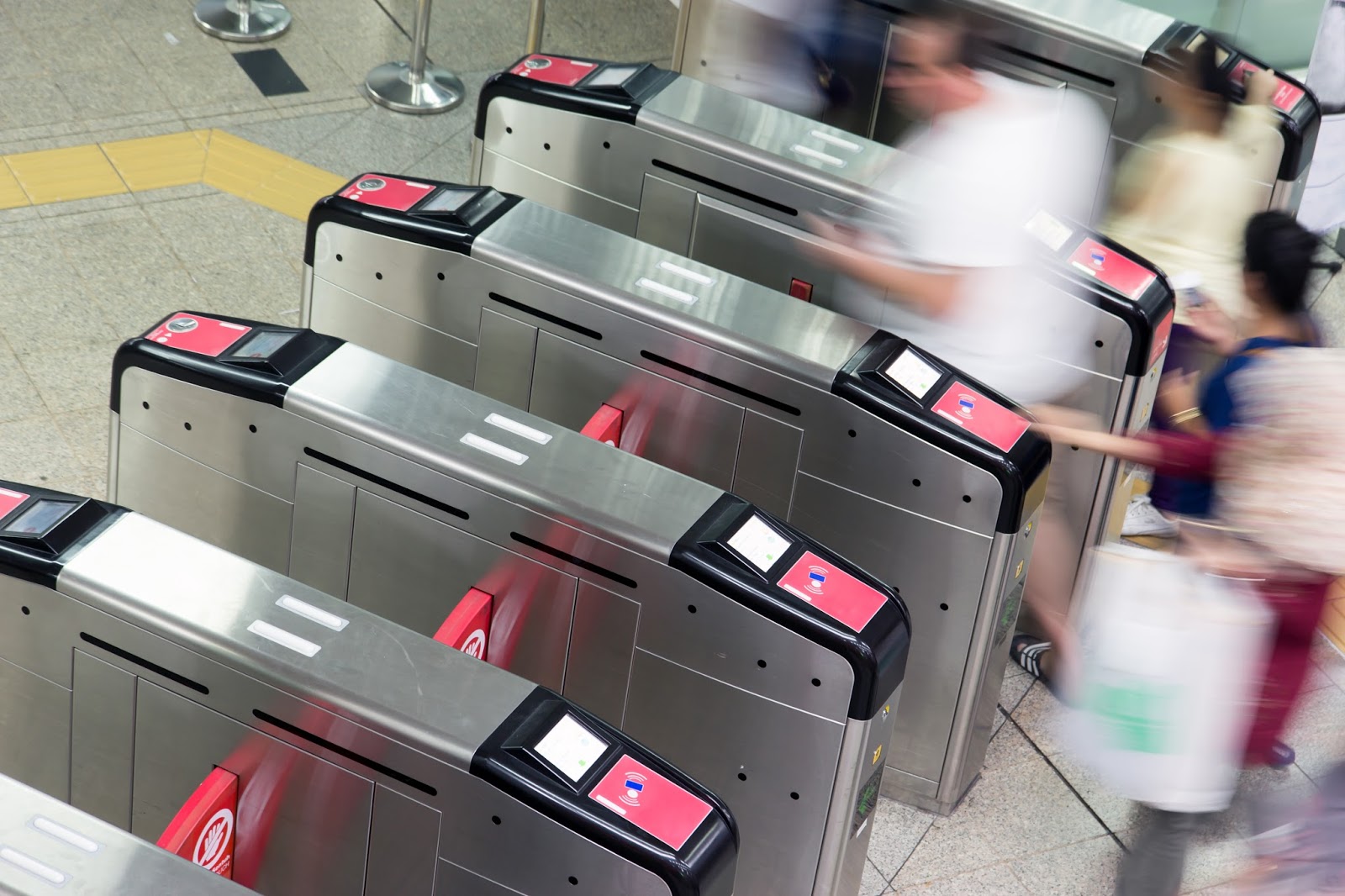 How to prevent and reduce the damage of tailgating