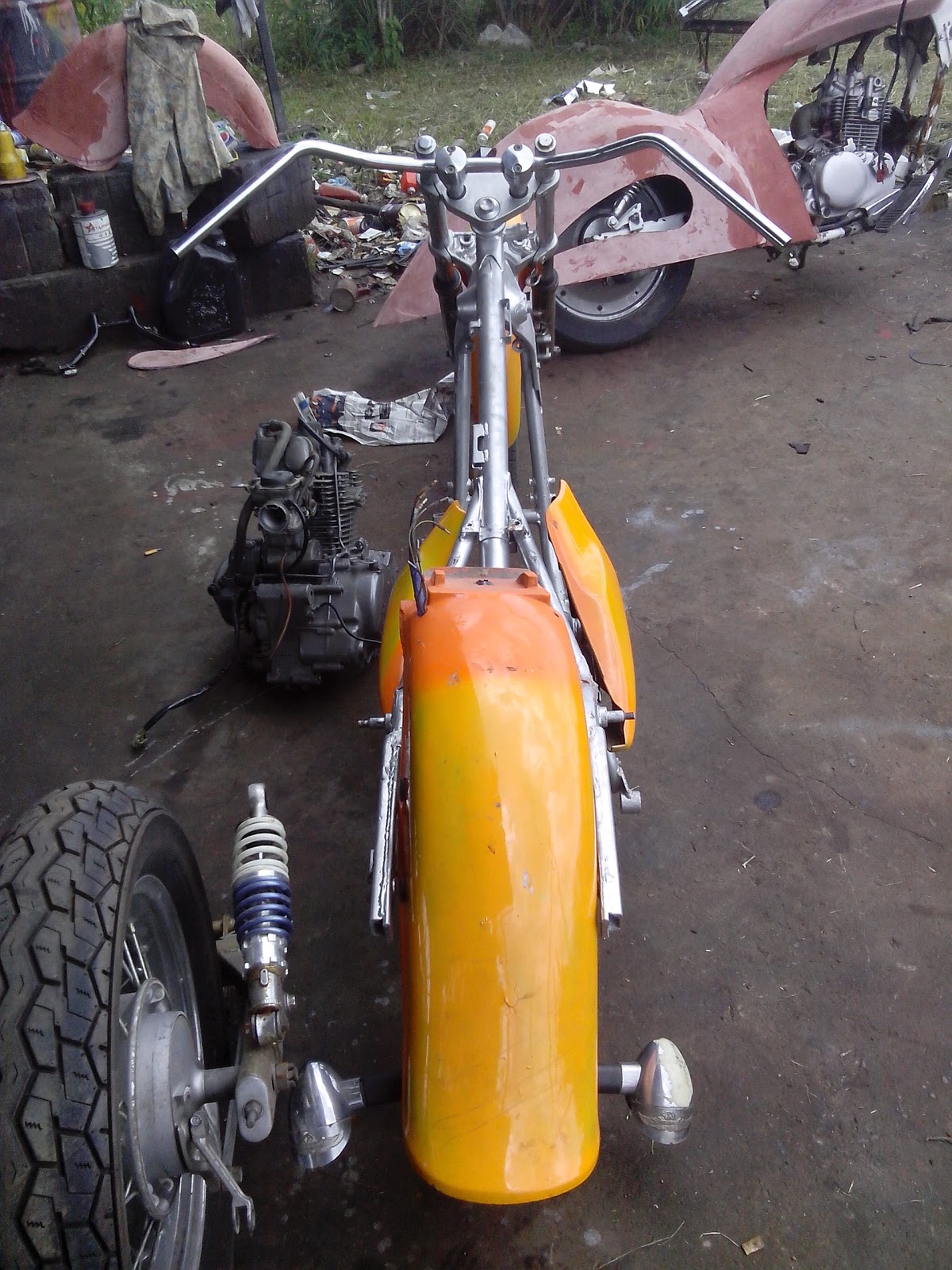 Lobong Custom Motorcycle: Kawasaki Jaguh 175cc "The Green Joker Bike"