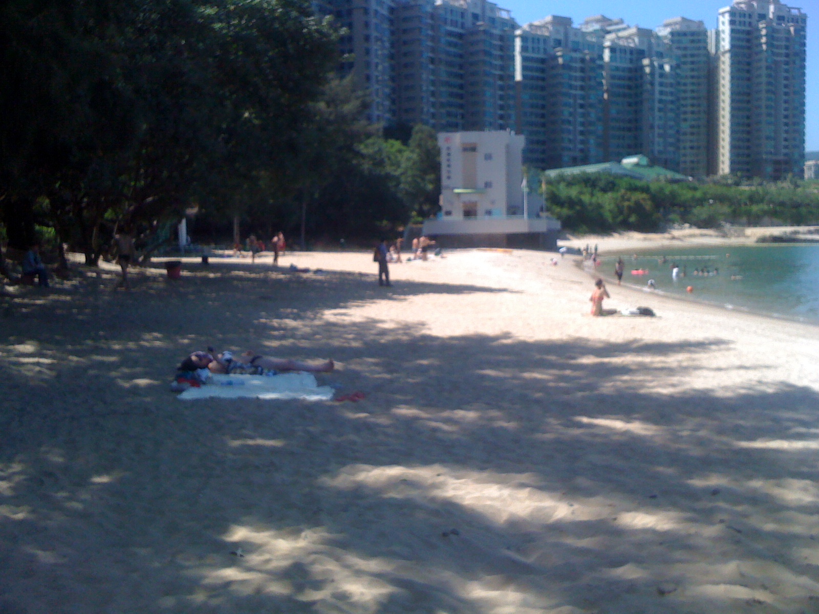 A day at the beach on Ma Wan