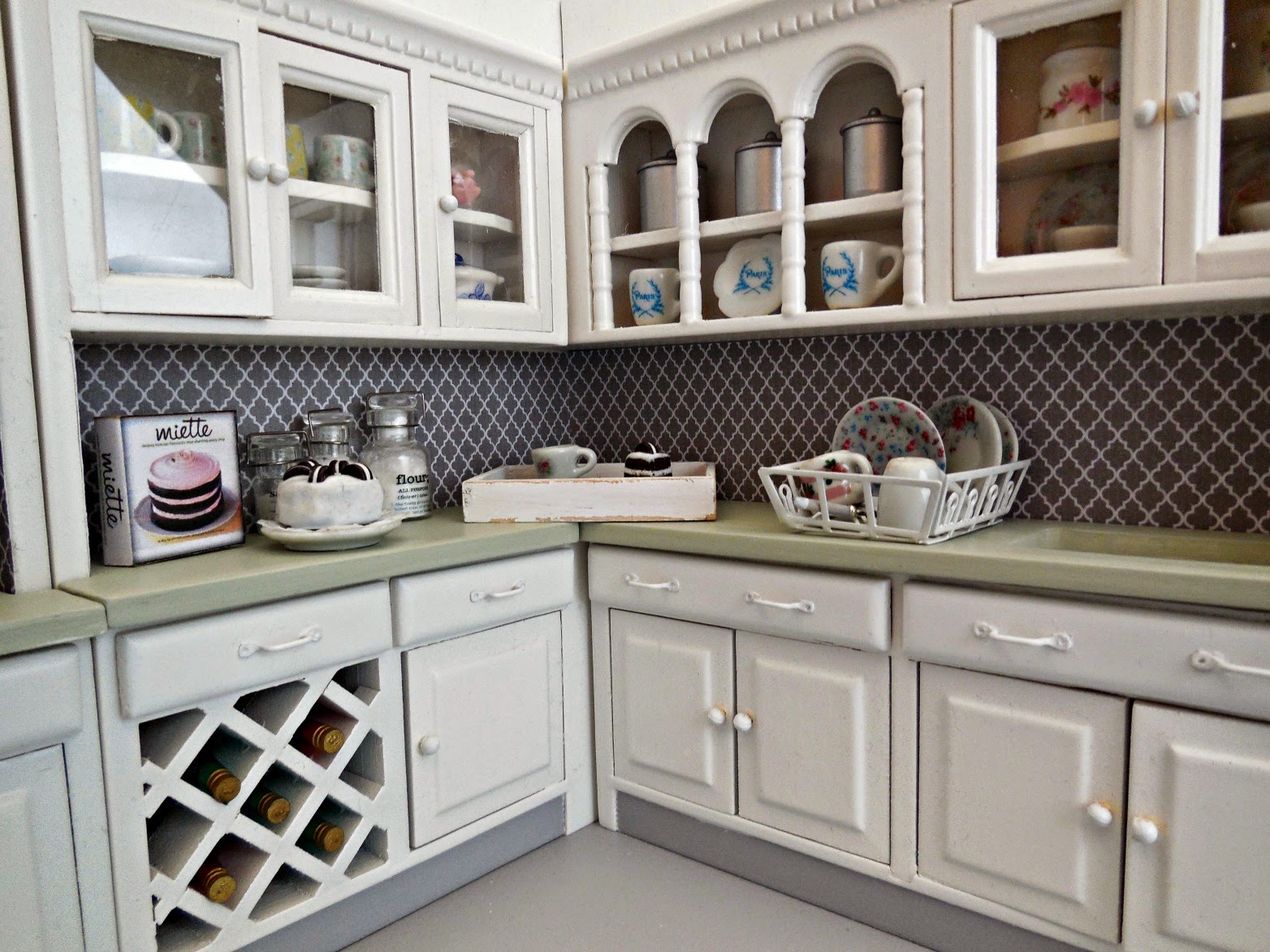 make mine mini: Modern kitchen revamp revealed