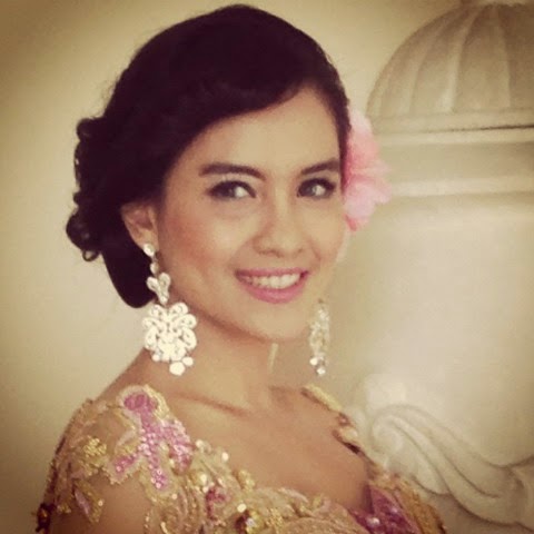 Biodata dan Koleksi Foto Selfie Artis Cantik Intan Nuraini - Selfie Photos