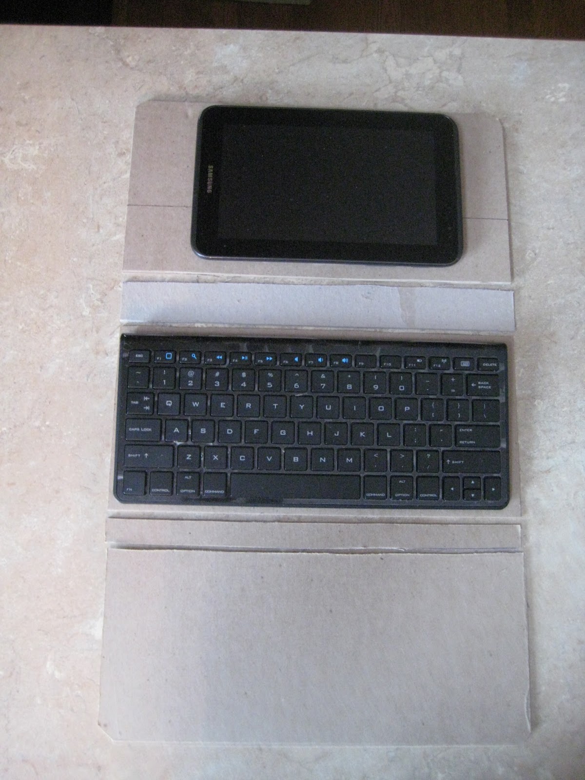 Painted Dreams of Life, Family & Home: DIY Tablet Case