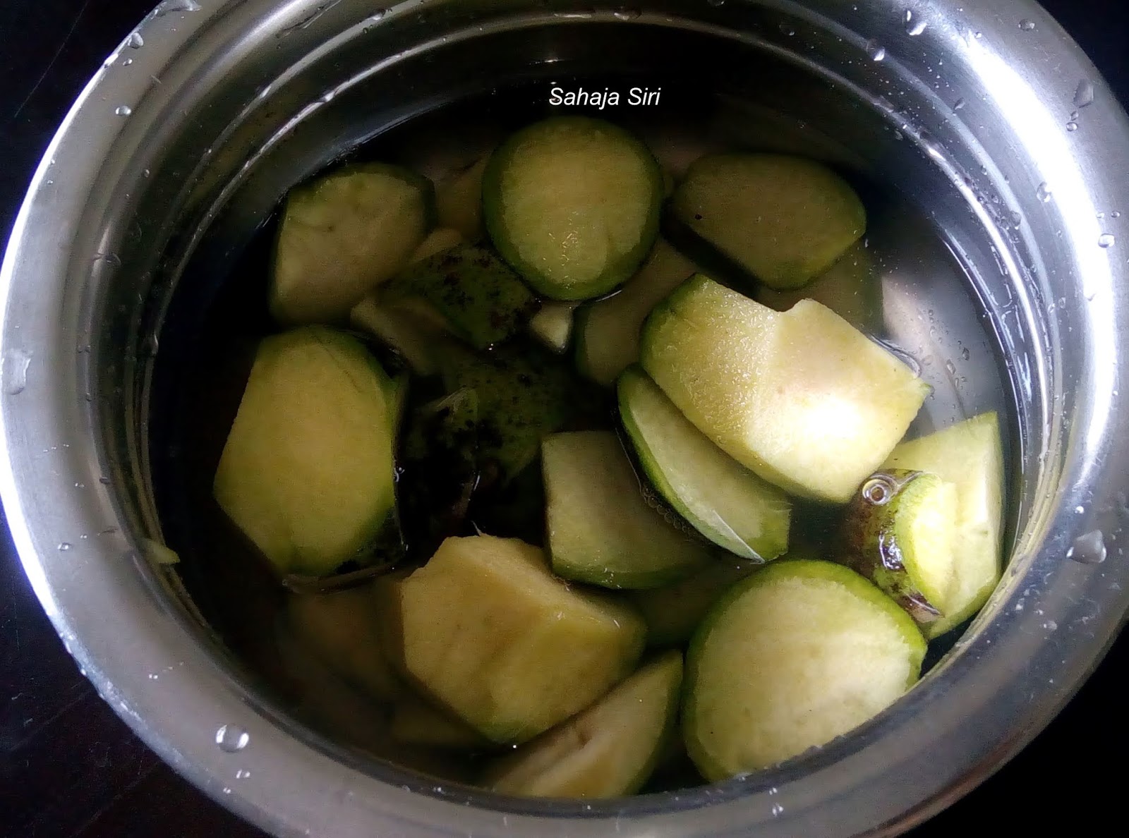 Hog plum stew/ Amtekai saaru