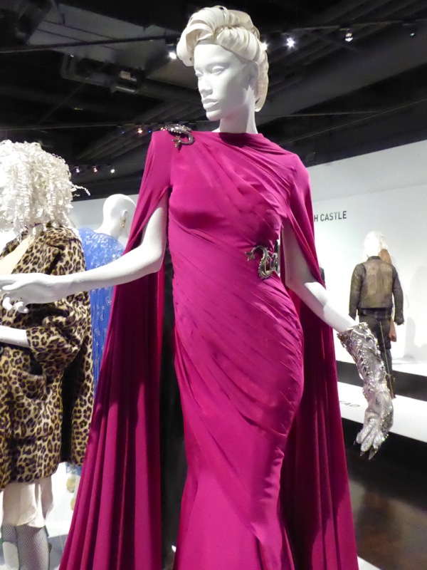 Hollywood Movie Costumes and Props: Emmy-nominated American Horror ...