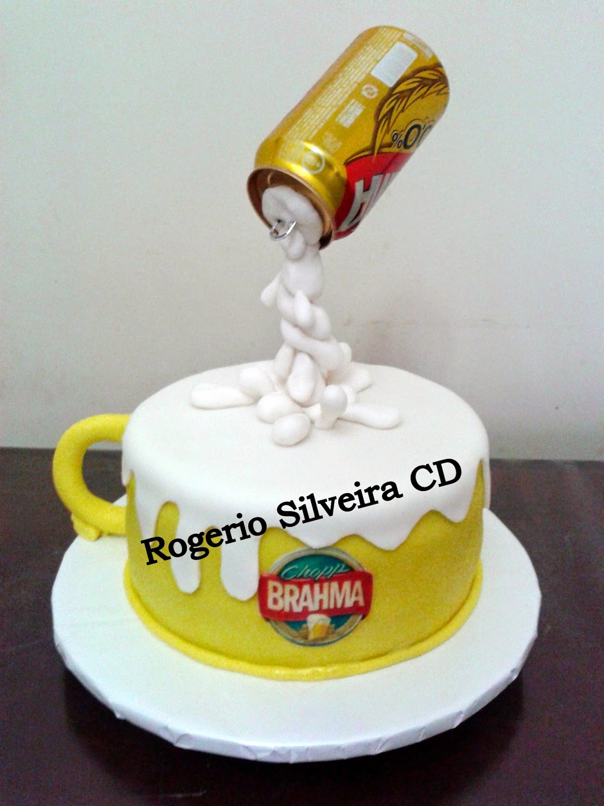 Rogerio Cake Designer: Bolo Caneca de Cerveja