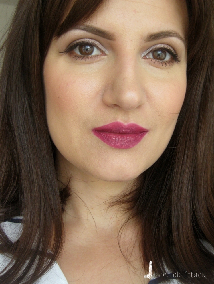 Lipstick Attack: Deborah Absolute Lasting VS Manhattan Lips2Last