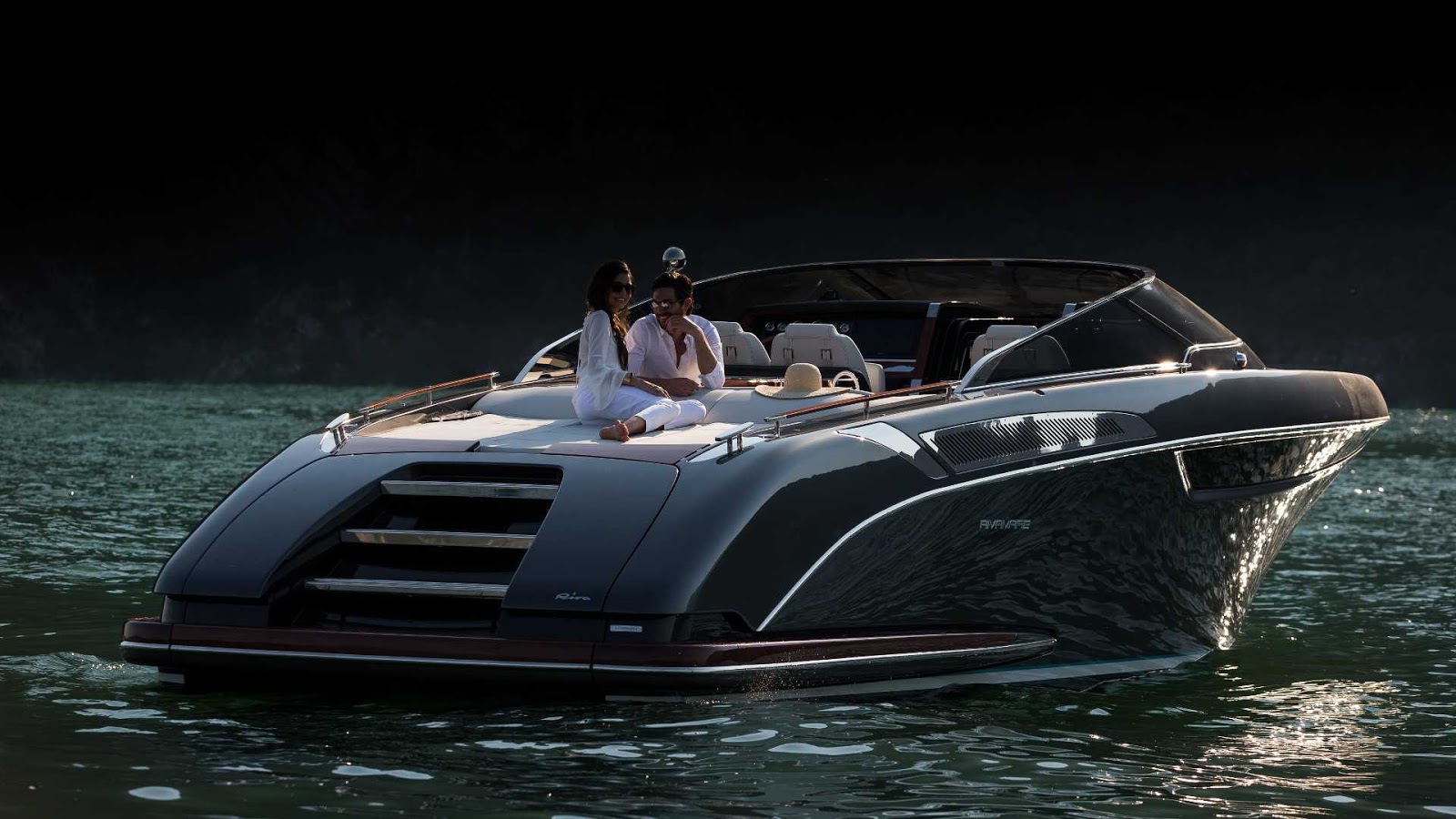 Mare di Barche: Rivamare: la nuova icona Riva