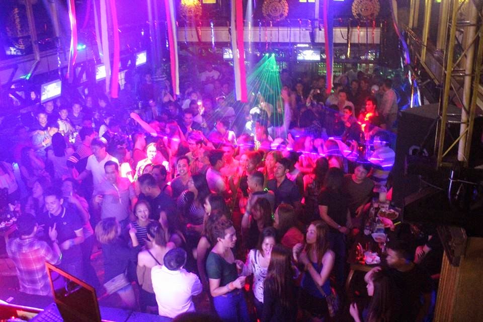 The Official: Touch Down: Acropolis SuperClub!