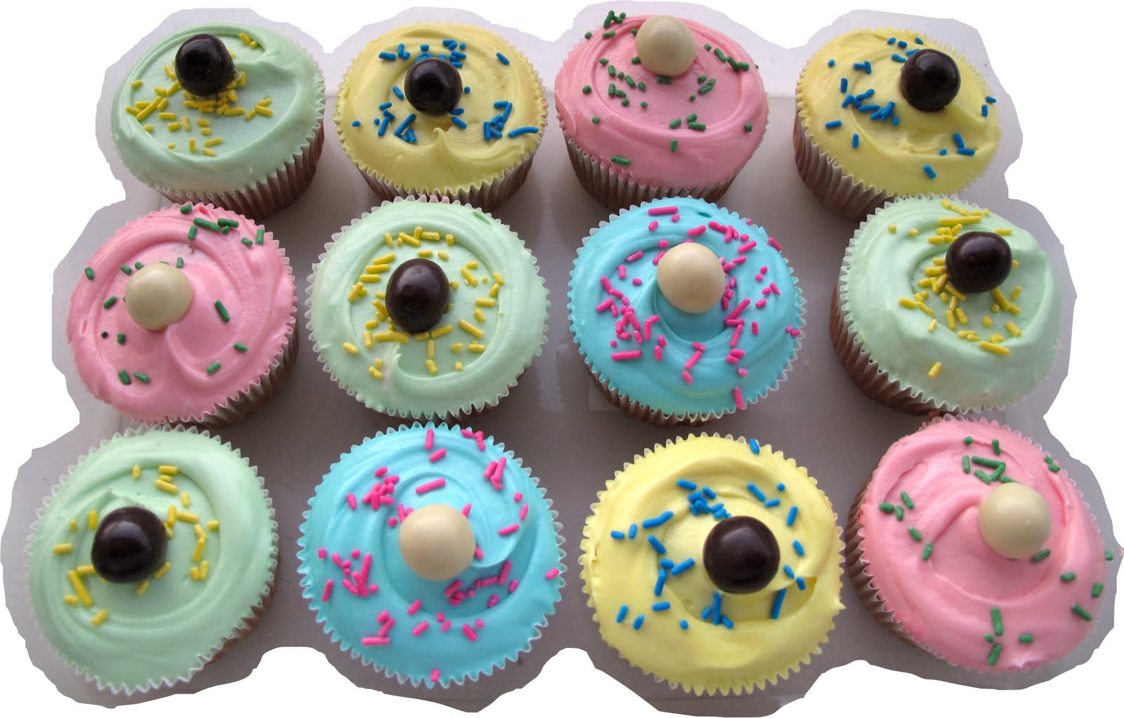 Oh! sweetest thing: FUNky coloured BananaBliss Cupcakes