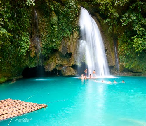 Holly's Hill: Kawasan Falls, The Philippines