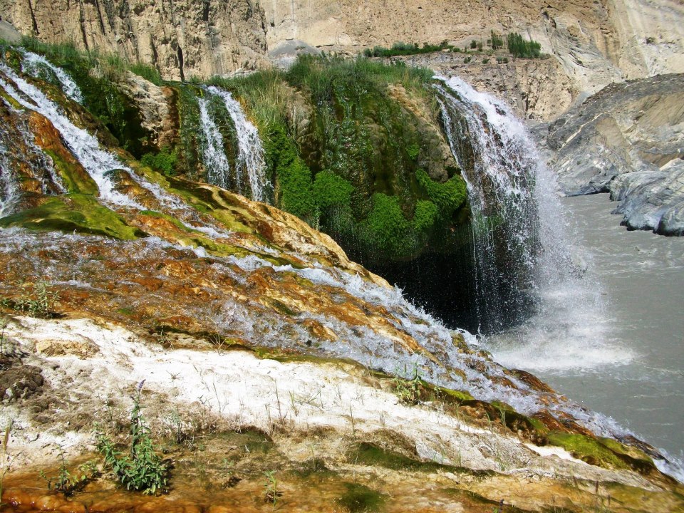 World Beauties Countries: The Hidden Paradise of World..Manthoka water ...