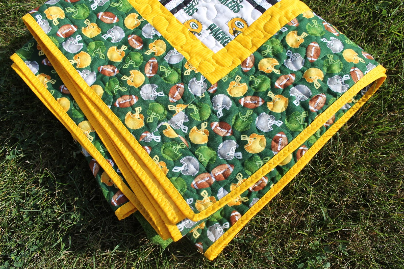 SunShine Sews...: Go Pack Go! Quilt Kit