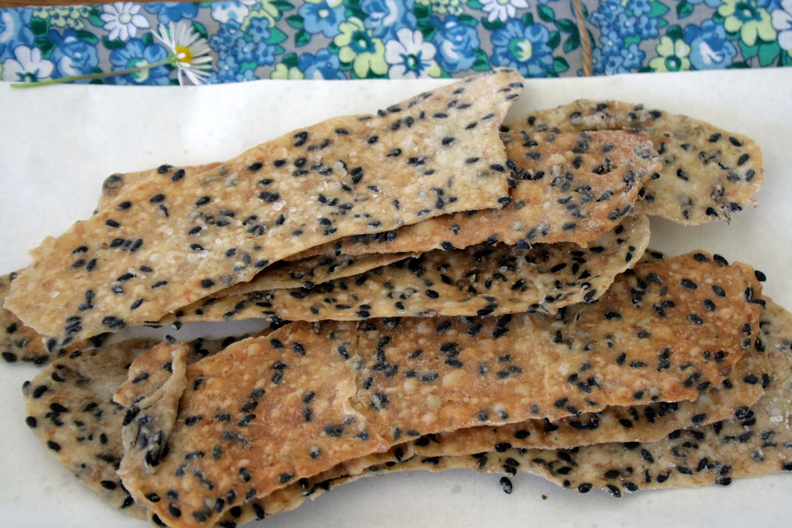 The Cook's Sponge: Sesame and Oregano Lavosh