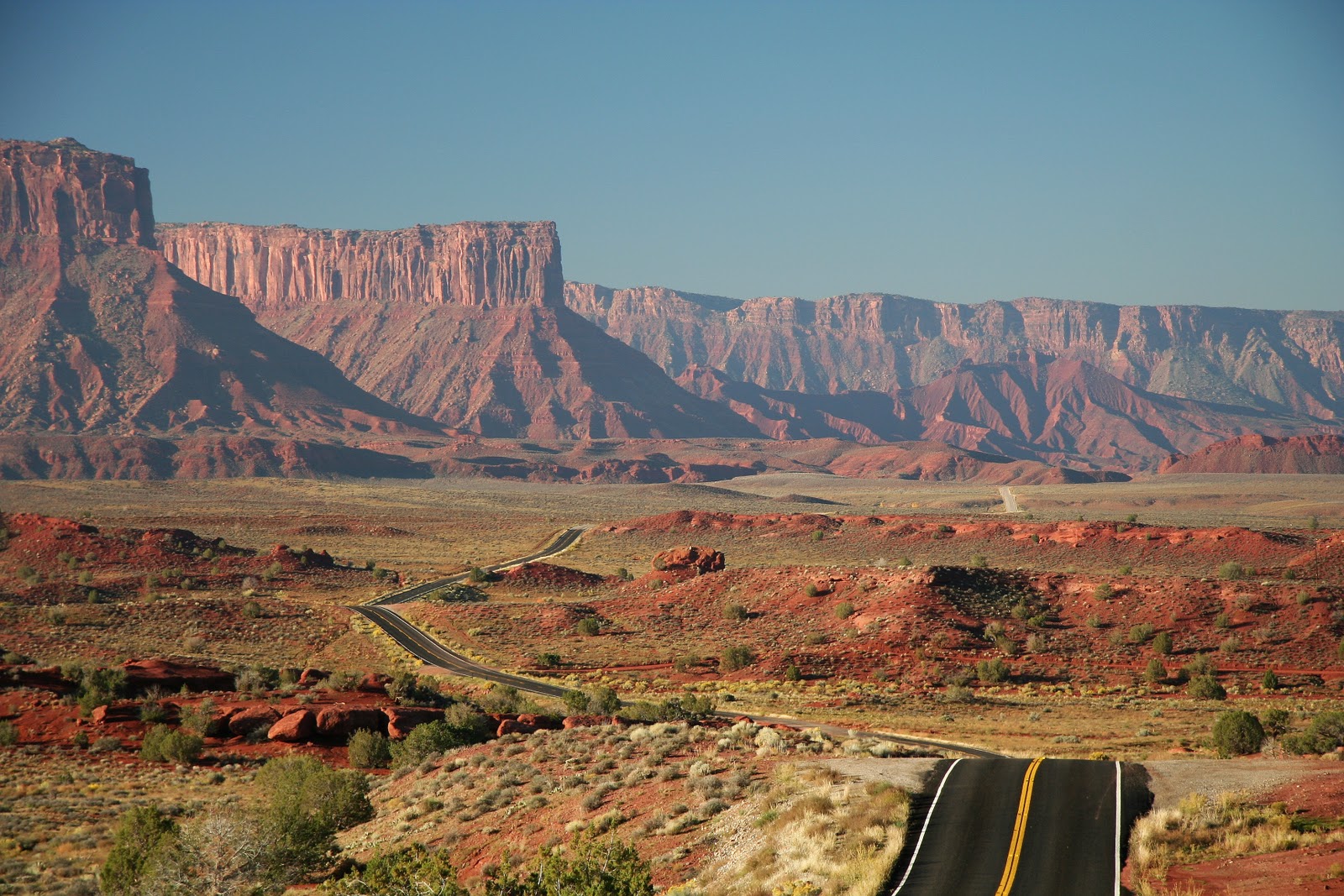 Nikon Sniper: Main Road Through The American Outback