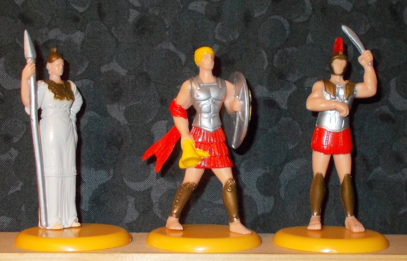 G is for Greeks Bearing Similar Shields | Small Scale World