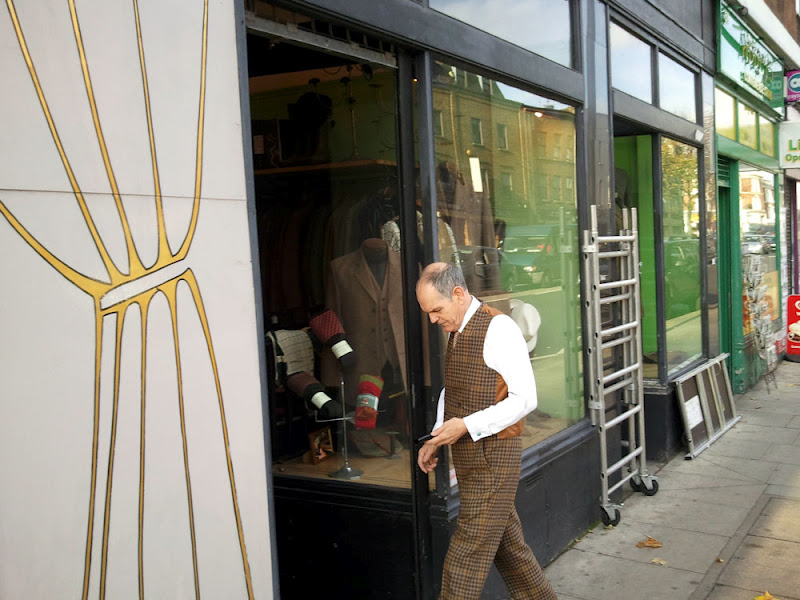 "Tweedland" The Gentlemen's club: David Saxby. Vintage Hero. Gentleman ...