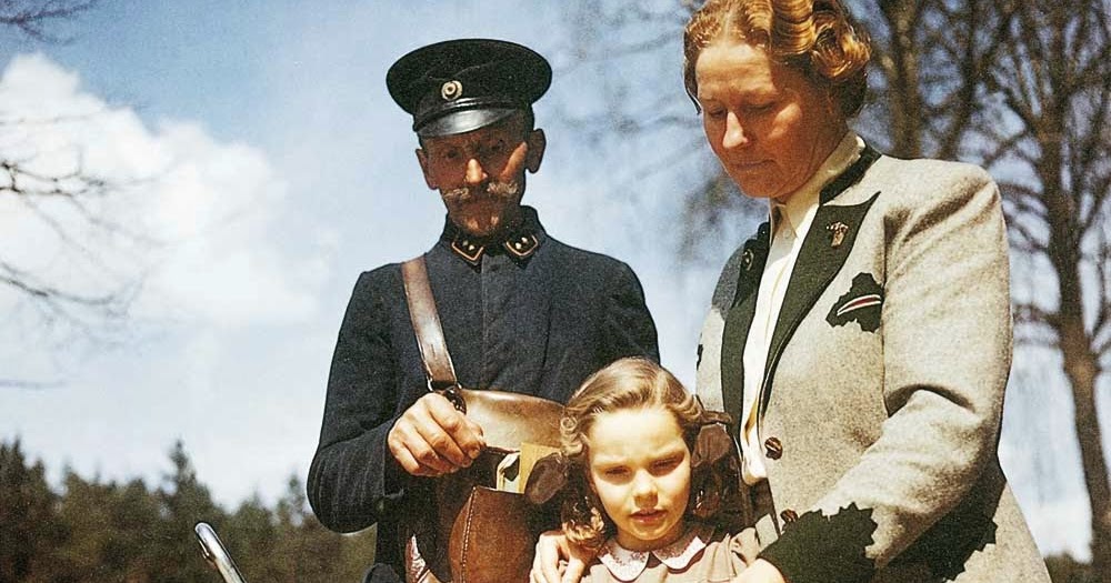 World War II in Color: Göring Family in Nürnberg at the Time of the Trial