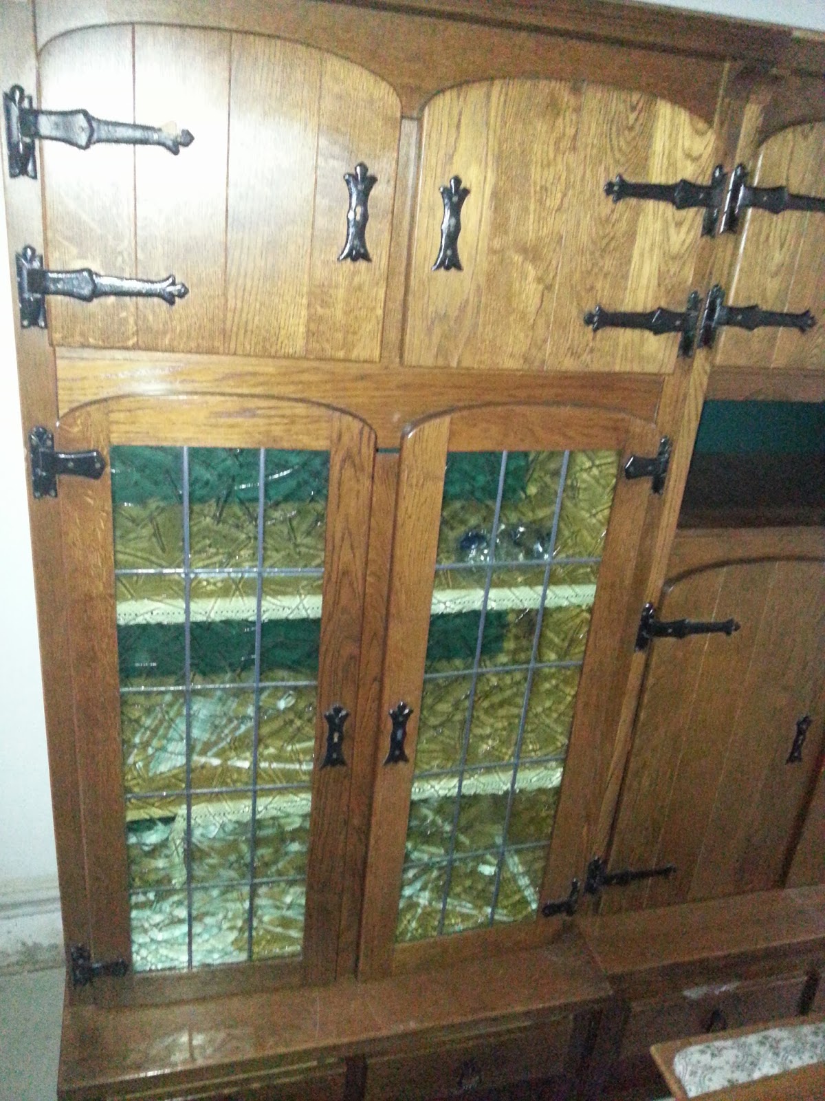 Decoratiuni si mobilier second hand: Mobila stil Rustic din lemn masiv ...