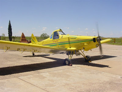 Desarrollo y Defensa: Avión PA-25 Puelche