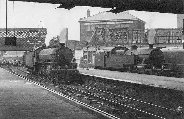 Steam Memories: Bradford Exchange Station Thompson L1 tank and B1