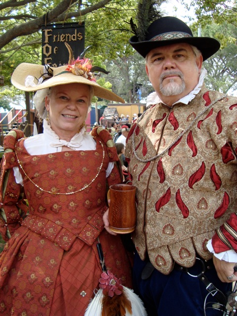 A Sampling of Renaissance Faire Costumes | Keep Calm and Craft On Blog