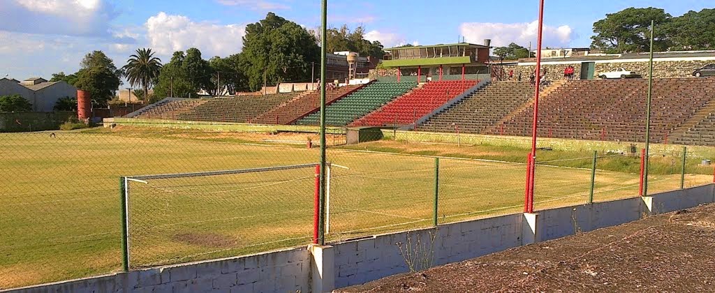 Estadios de Uruguay: RAMPLA JUNIORS FUTBOL CLUB