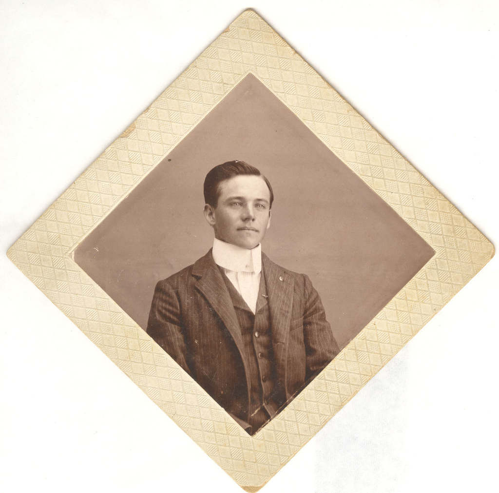 Rarely-Seen Diamond-Shaped Portraits of People at the Turn of the ...