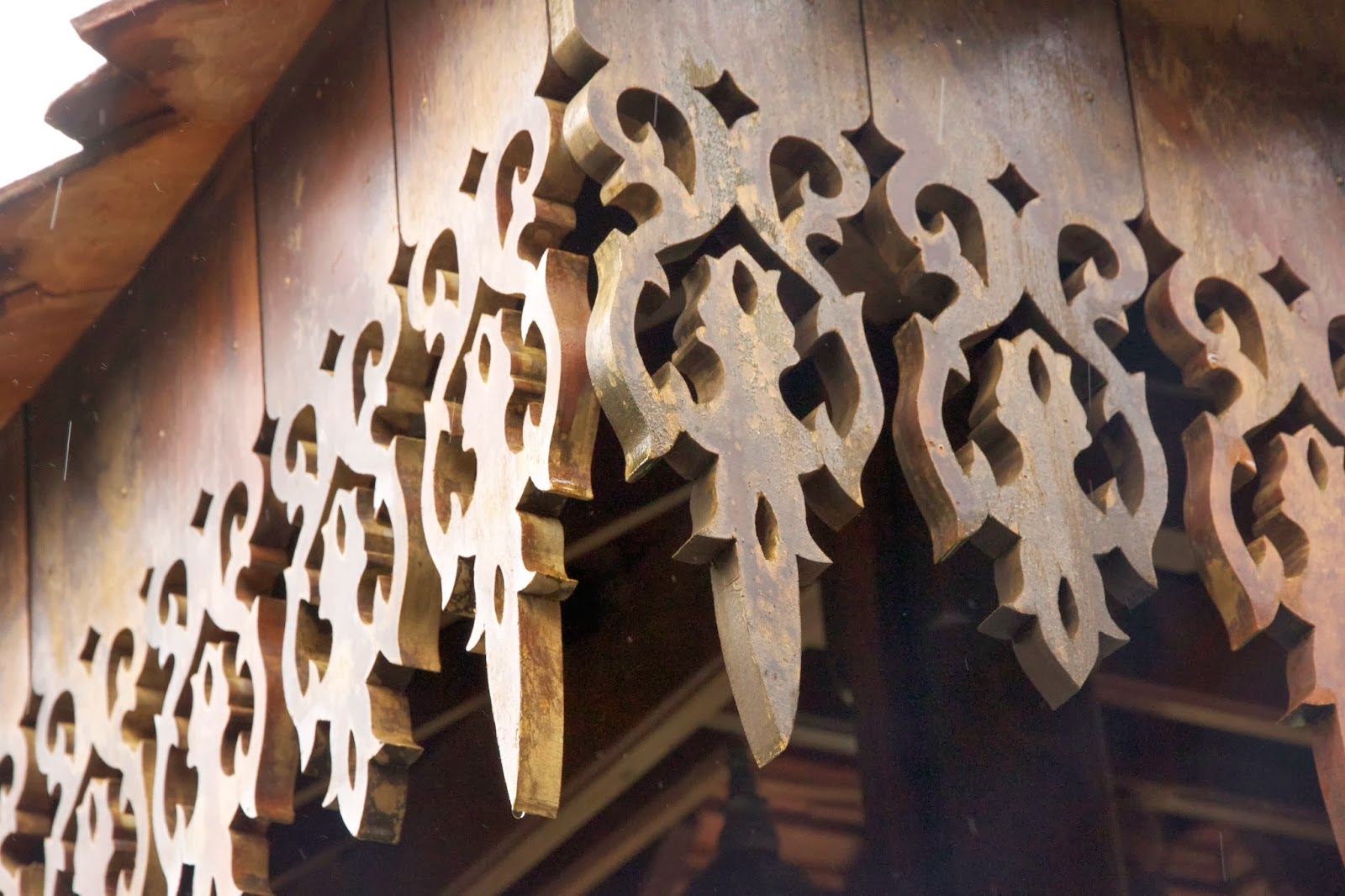 Mae's Stuff: Desa Ukiran Kayu and Tunjang Bakawali