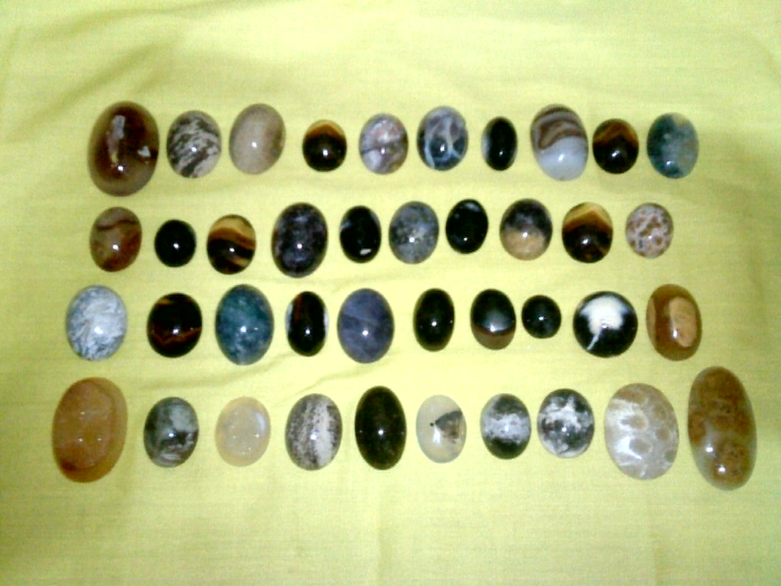 Koleksi Geliga & Khazanah Asli: Batu batu akik dari alam bunian. (DAH ...