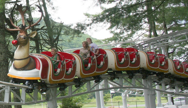 The Carpetbagger: Santa's Land