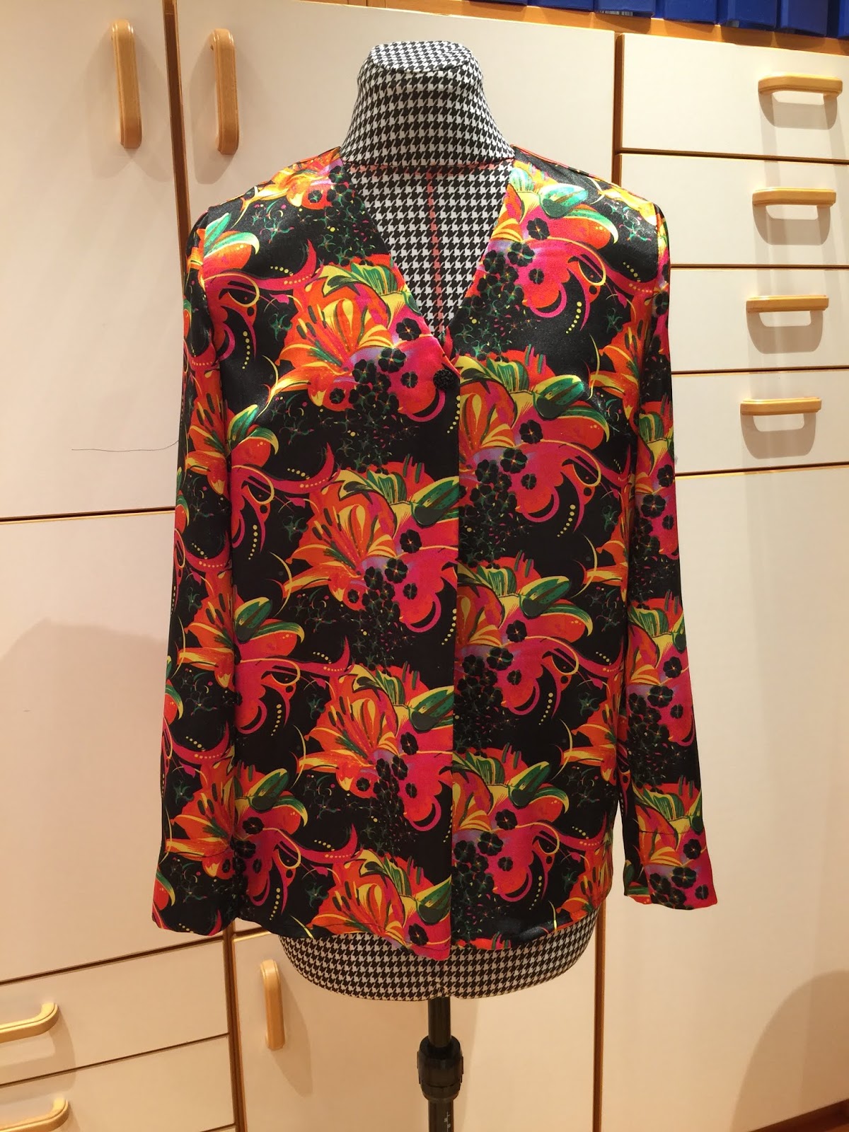 Colorful Blouse!
