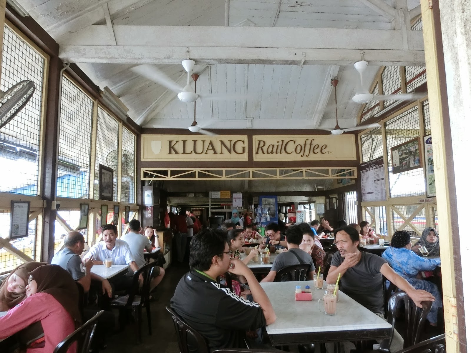 The Simple Trip Of EDDLEY]~***: Kluang Rail Coffee+ Forever Young Cafe+ ...