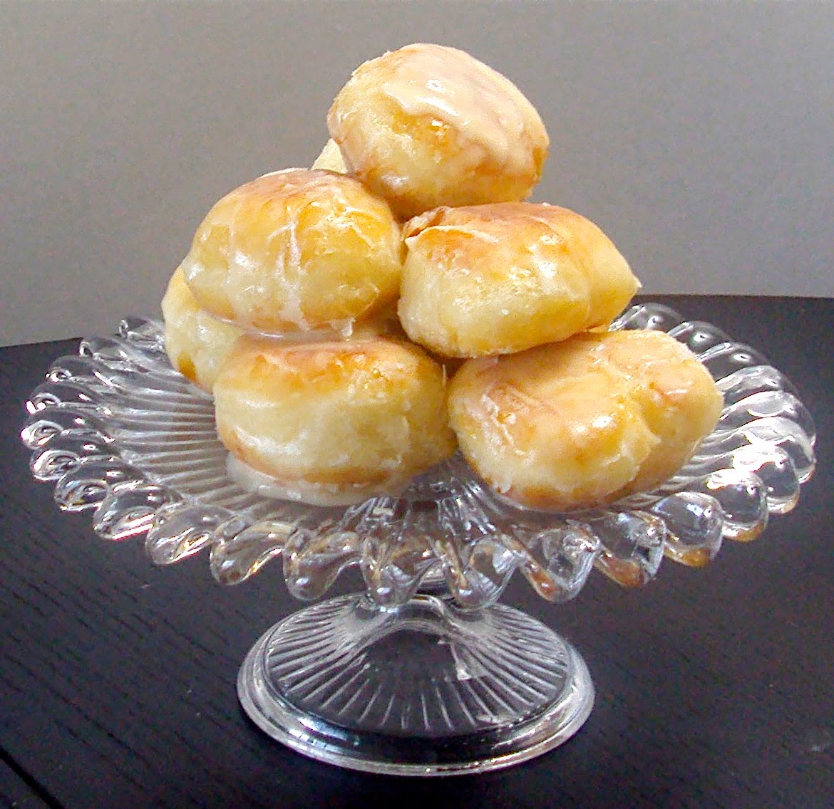 Homemade Krispy Kremes Donut Holes - surprisebeauty