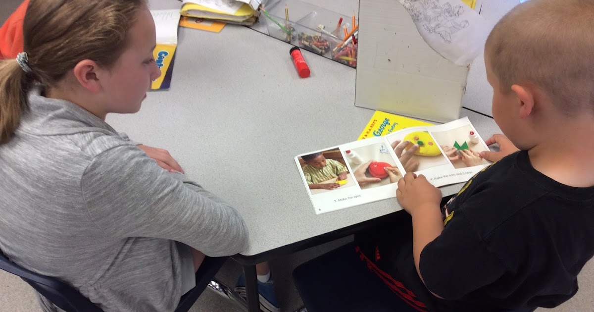 Saunderson Snippets: Reading to Senator Riley!