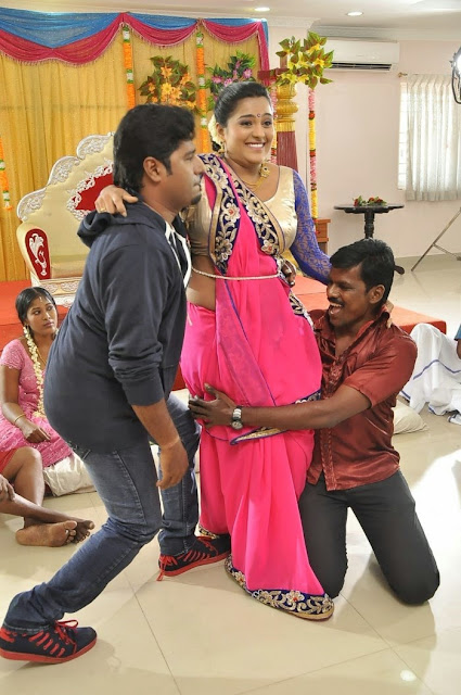 Sujibala Hot ImagesAt Baanu Movie Shooting Spot - IMAGES