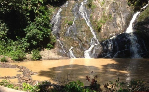 Penduduk Mendakwa Air Terjun Lata Meraung Tercemar, Seperti Air Teh ...