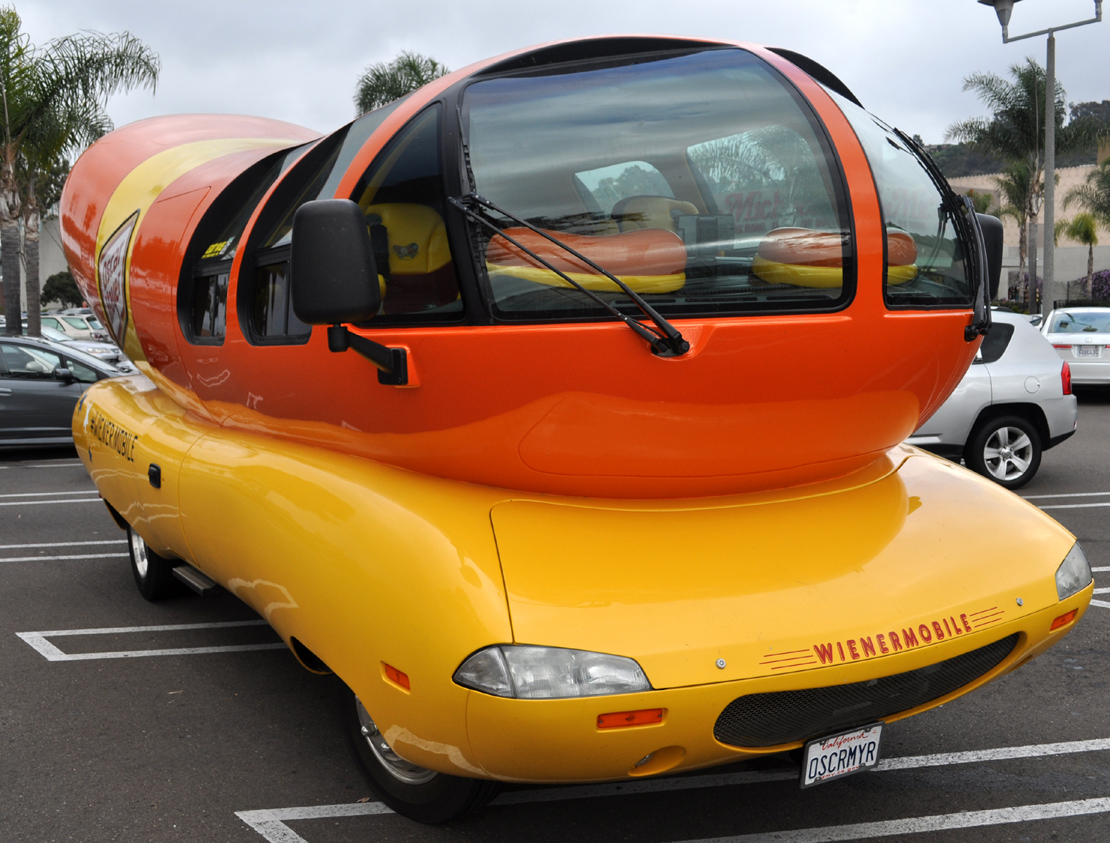 Just A Car Guy: First time I've ever seen the Oscar Mayer Weinermobile ...