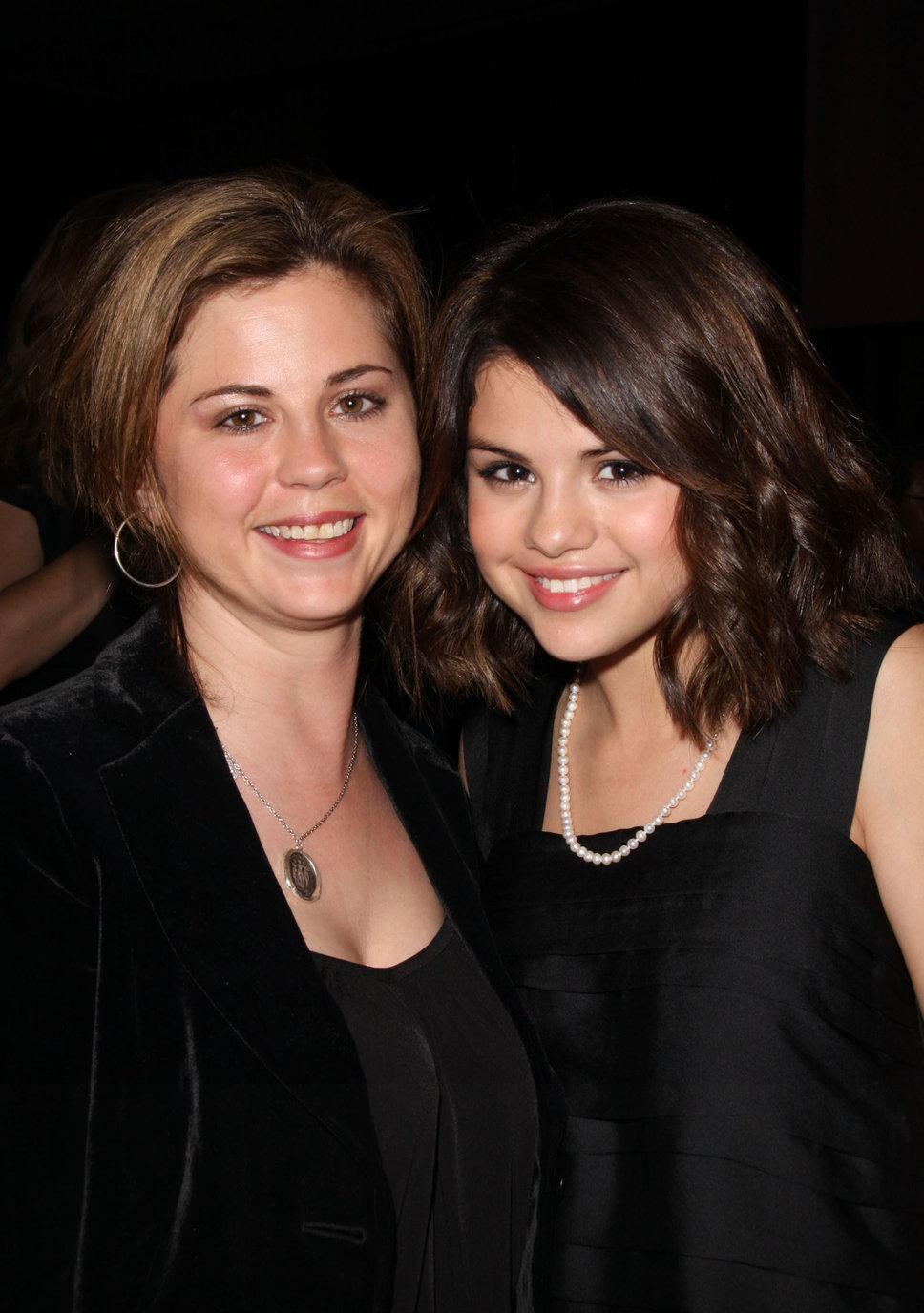 Selenators Indonesia Support Selena Gomez: "MOMMA" Mom Mandy ( Ibu Selena )
