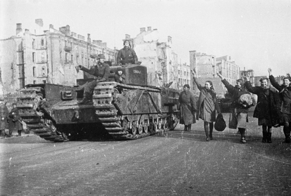 Tank Archives: British Prime Minister in the USSR