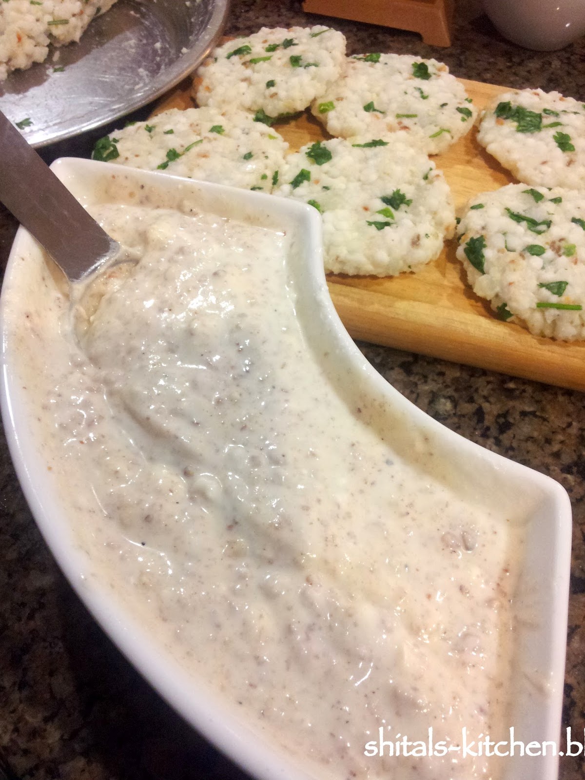 Shital's-Kitchen: Sabudana Wada with Peanut Dip