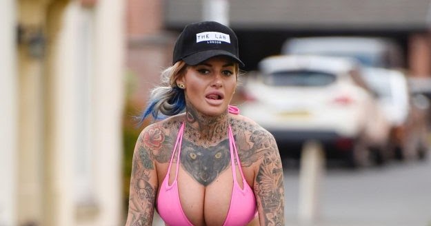 Ex On The Beach star Jemma Lucy shows off eye-popping cleavage during bike ride ~ Zeeta BOX