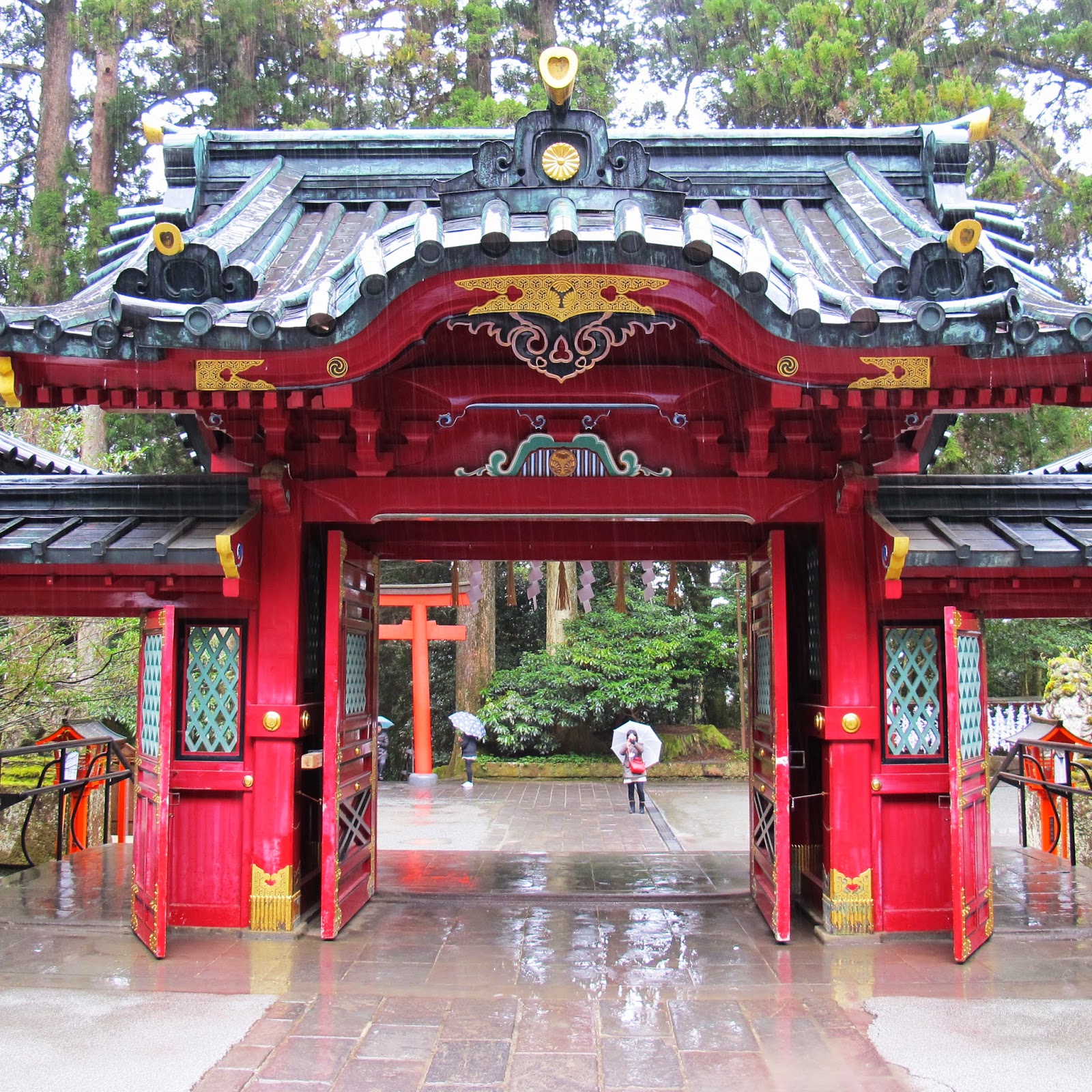 Joseph R Winter: Japan: Day 4 - Lake Ashinoko