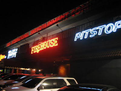 Vie Nocturne Aux Philippines: EDSA ... COMPLEX