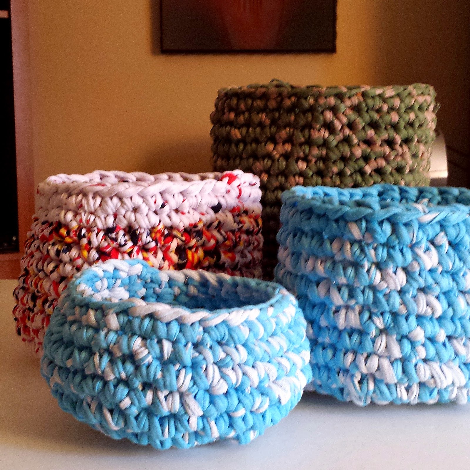 Her Art Nest : Crocheted Baskets
