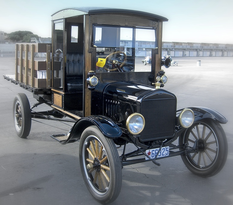 List 92+ Pictures 1 16 Scale Model Cars Superb