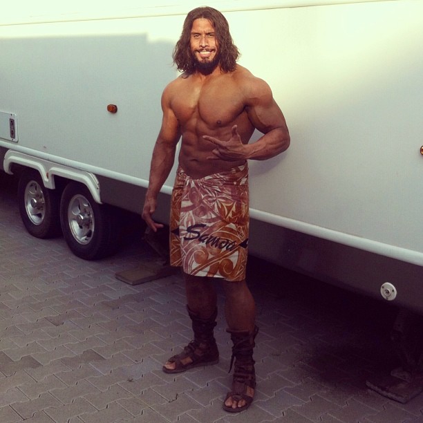 Look at The Rock Dwayne Johnsons Stunt-Double For The Past 15 Years ...