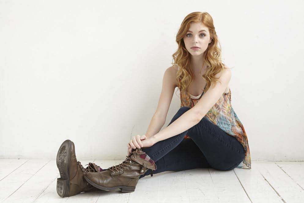 Anna Pena the YouTube Starlit Whose Hard Work Pays Off Musically ...